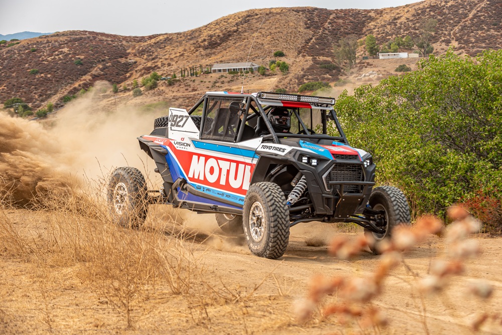 Motul 4-Stroke Synthetic ATV/UTV Oil 10W40, 4-L | Canadian Tire