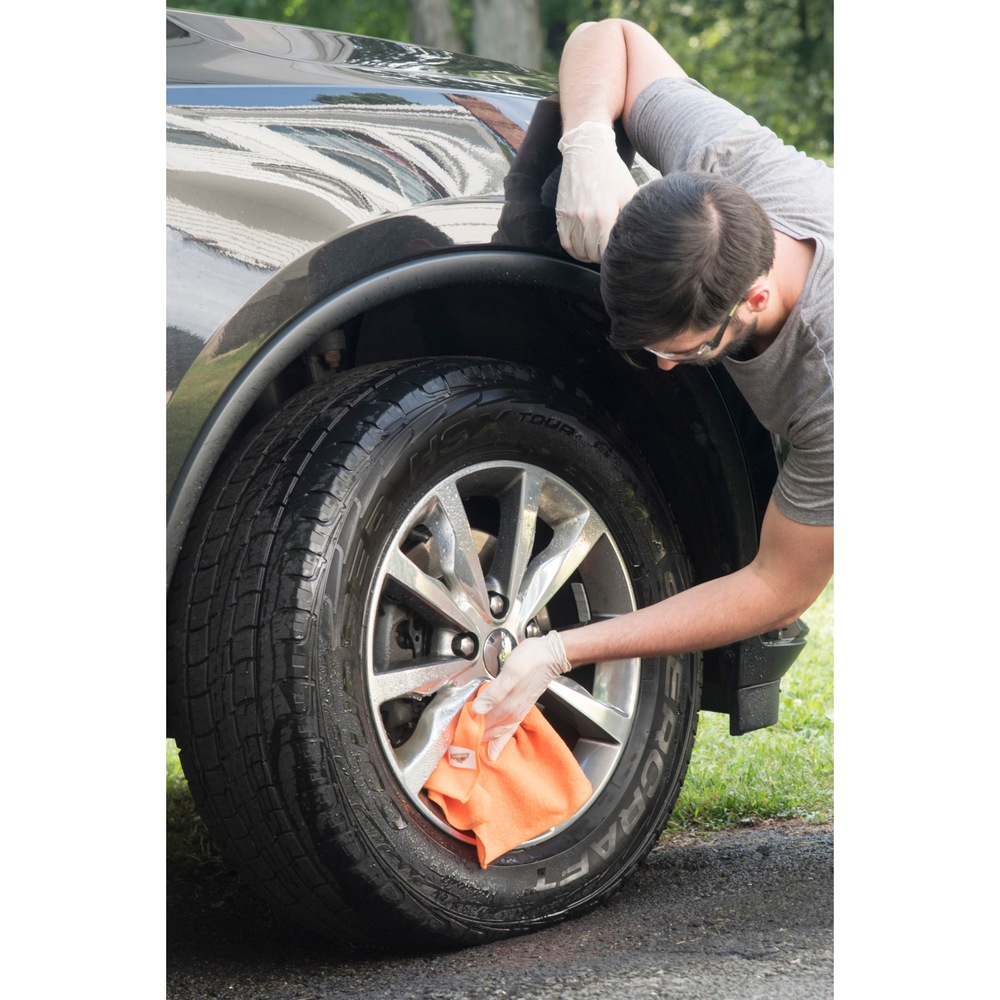 Armor All Extreme Car Wheel/Rim Cleaner Spray, 710-mL | Canadian Tire