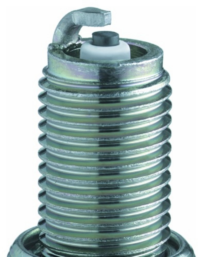 Bougie d'allumage standard NGK 3188 JR9B | Canadian Tire