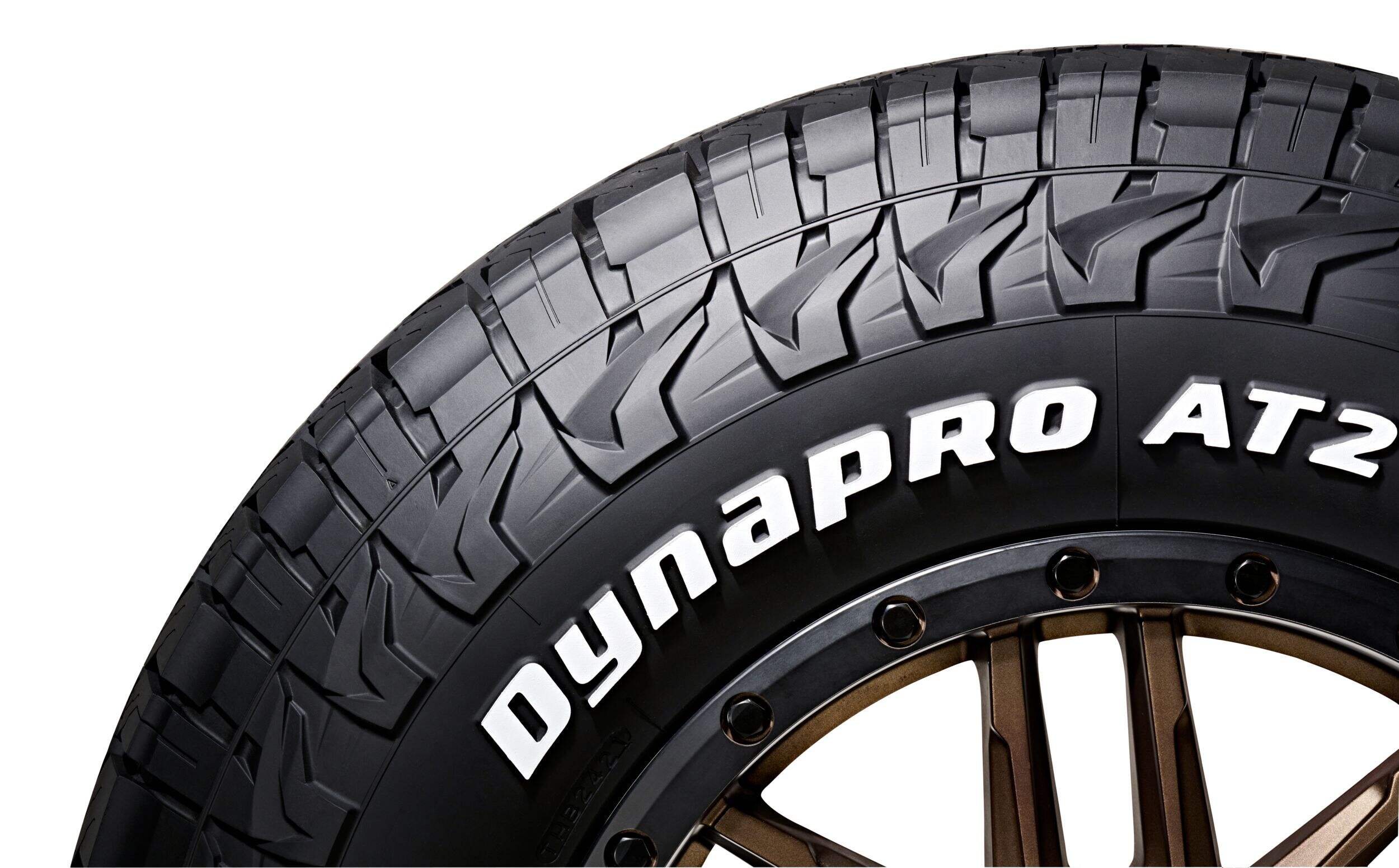 Hankook Dynapro AT2 Xtreme On-/Off-Road All Terrain Tire for Truck & SUV | Canadian Tire