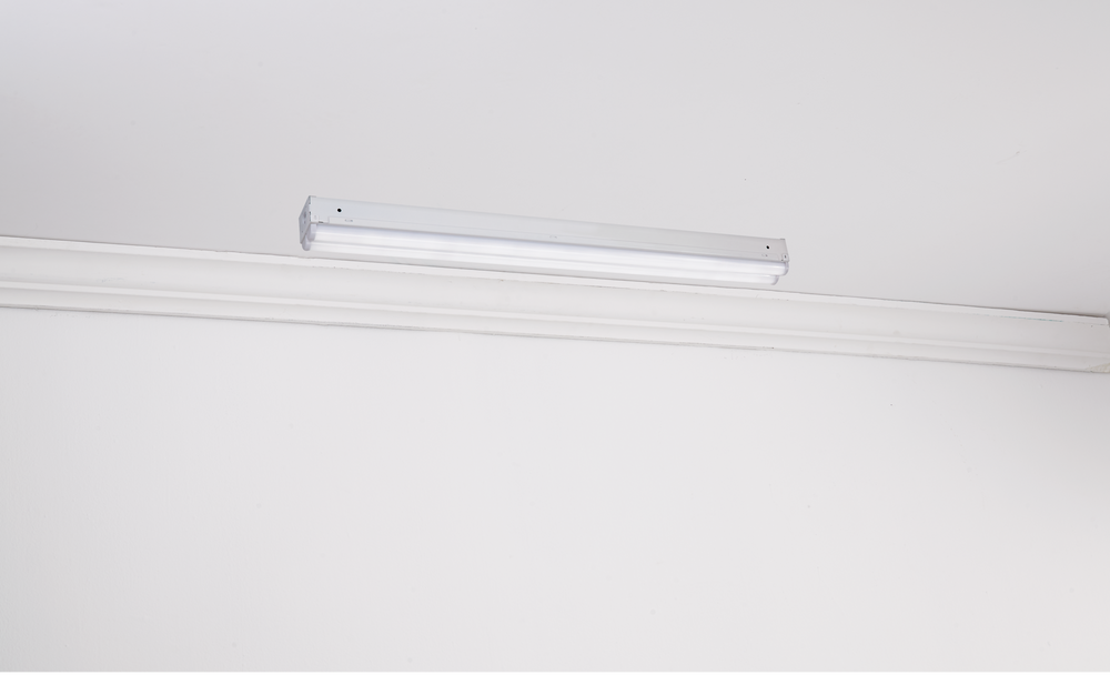 NOMA Indoor Double LED Strip Light, 2200 Lumens, 2-ft, Cool White, 15W ...