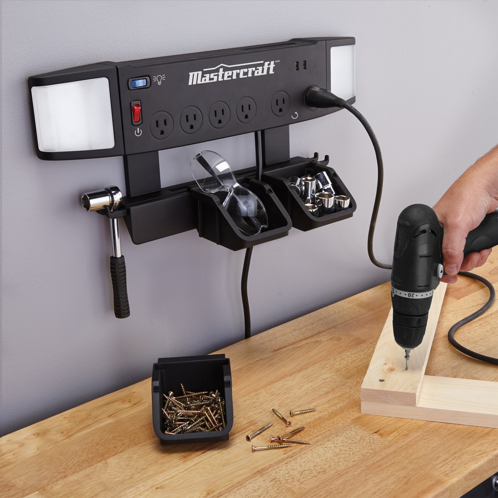 Mastercraft 6-Outlet Power Bar Station | Canadian Tire