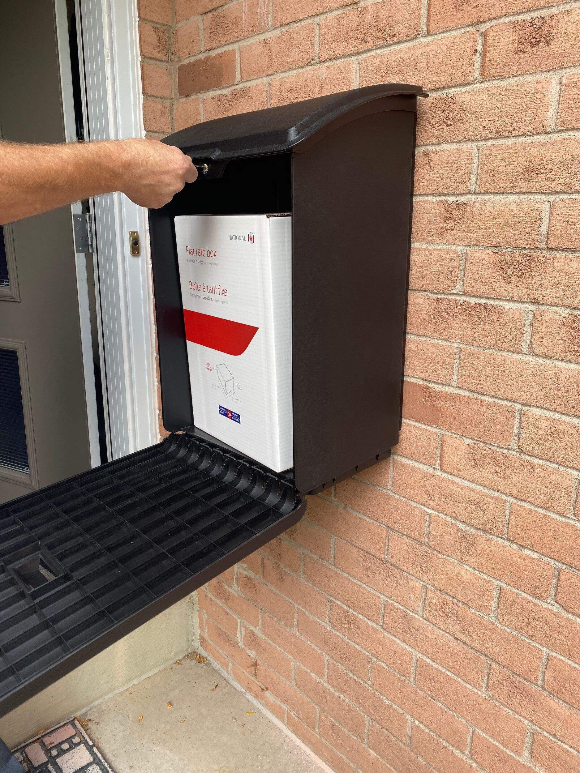 Dancy Weatherproof Wall-Mount Locking Parcel Box, Black | Canadian Tire