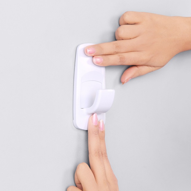 Command Removable Self-Adhesive Hooks, Jumbo, White | Canadian Tire