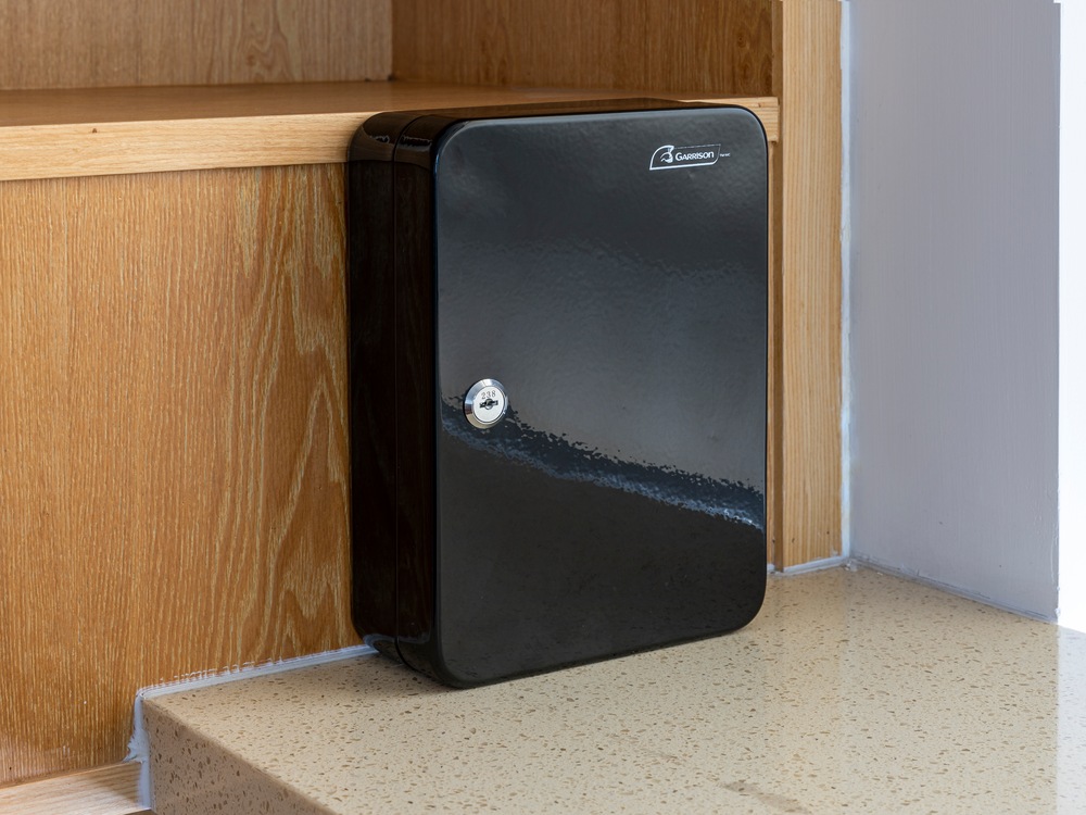 Garrison Security Key Lock Box, Holds 48 Keys, Black | Canadian Tire