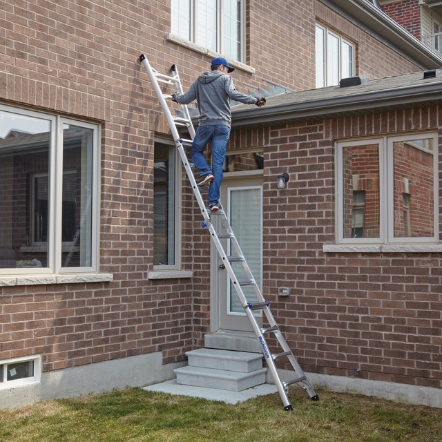 Mastercraft Grade 1A Aluminum Multi-Task Ladder, 17-ft, 300-lb ...