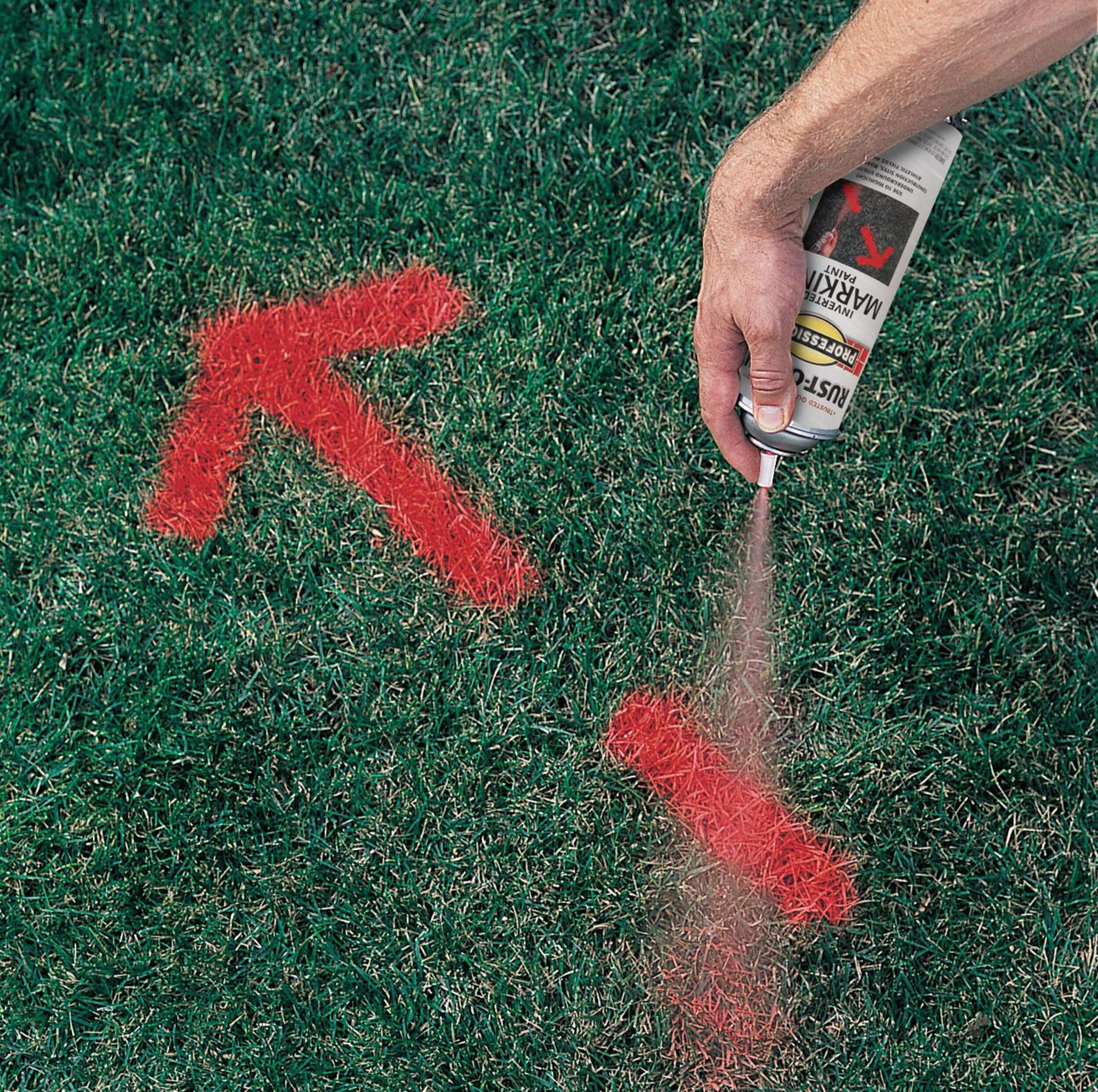 Rust-Oleum Professional Inverted Marking Spray Paint, 426-g | Canadian Tire