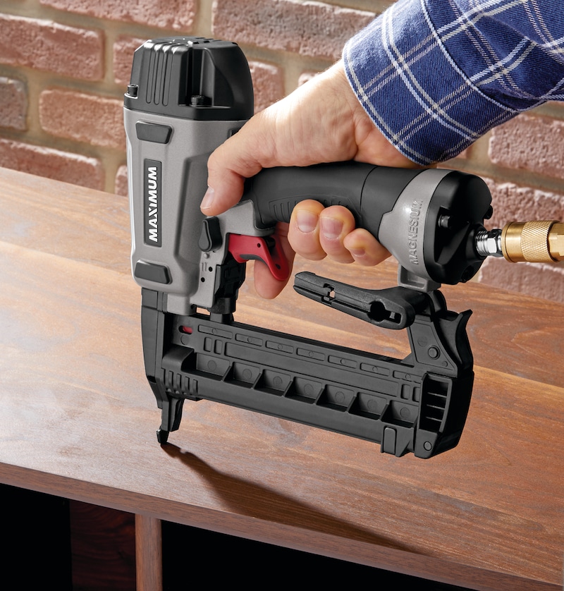 MAXIMUM 18-Gauge Lightweight Pneumatic Air Stapler/Staple Gun ...