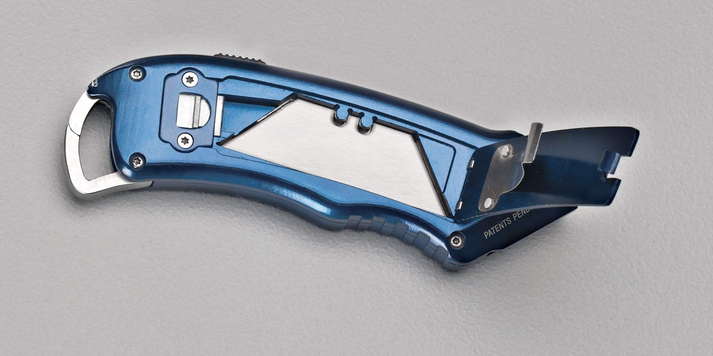 Mastercraft Auto-Load Utility Knife | Canadian Tire