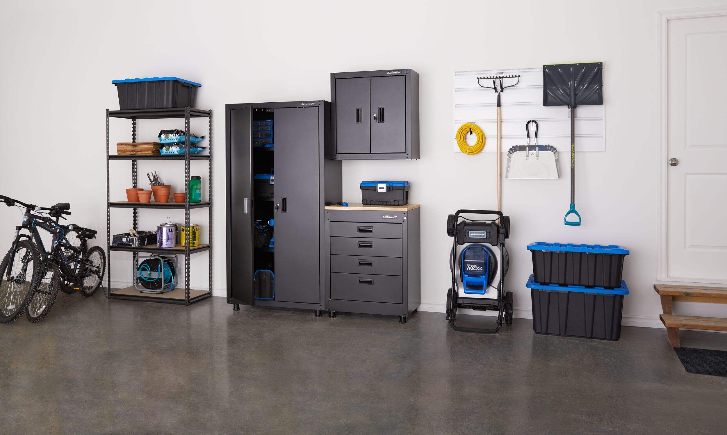 Mastercraft Heavy Duty Stackable Storage Box with Lid, 102-L, Black ...