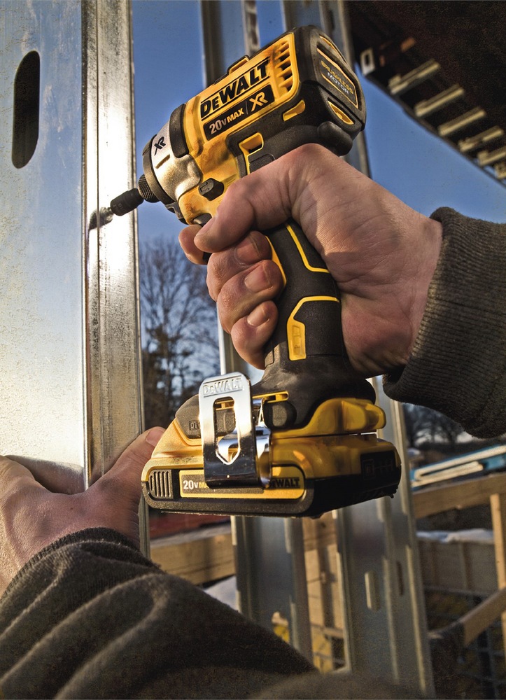 DEWALT DCF887D2 20V MAX XR Cordless 3-Speed Impact Driver Kit with Battery & Charger, 1/4-in ...