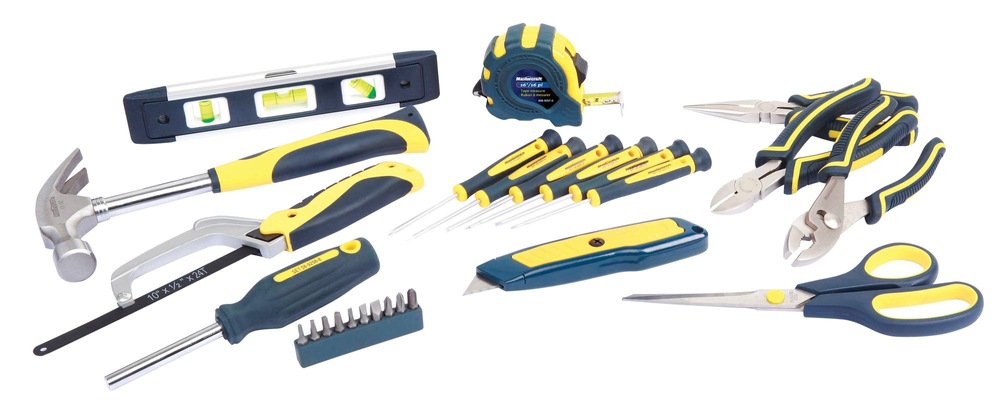 Mastercraft Tool Set with Heritage Wood Tool Box, 28-pcs | Canadian Tire