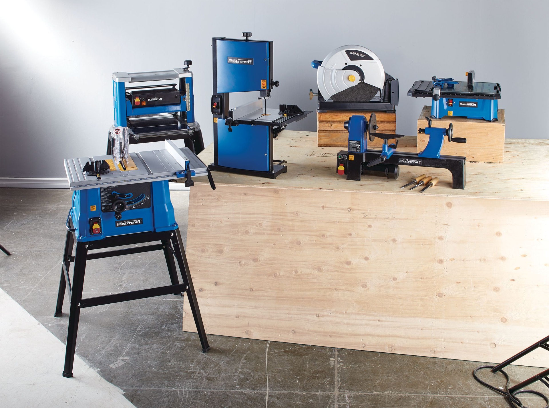 Mastercraft Bandsaw with Laser 9 in Canadian Tire