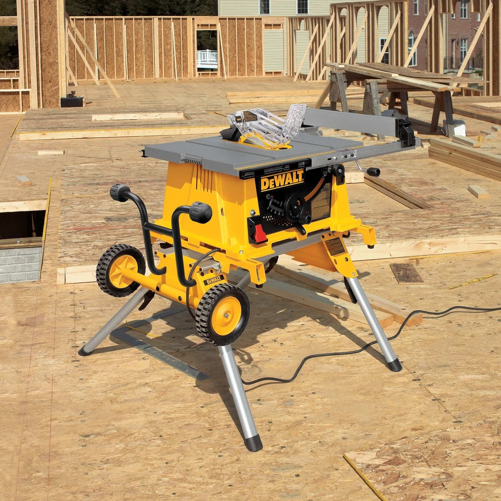 DEWALT DW7440RS Universal Rolling Table Saw Stand | Canadian Tire DEWALT DW7440RS Universal Rolling Table Saw Stand | Canadian Tire