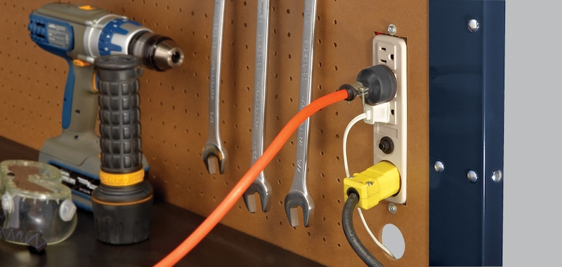 Mastercraft Heavy-Duty Workbench | Canadian Tire