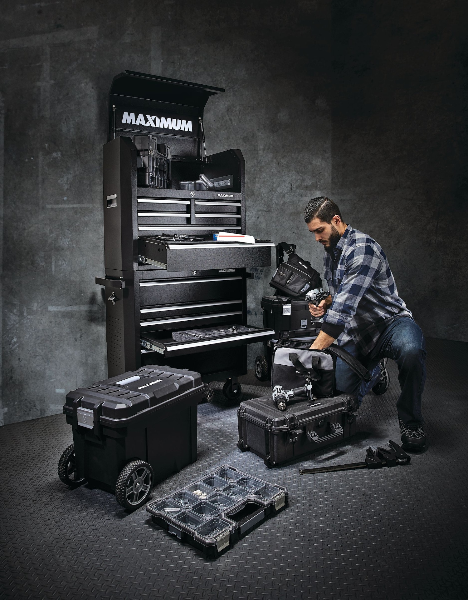 MAXIMUM Mobile Tool Box Combo, 18-in | Canadian Tire