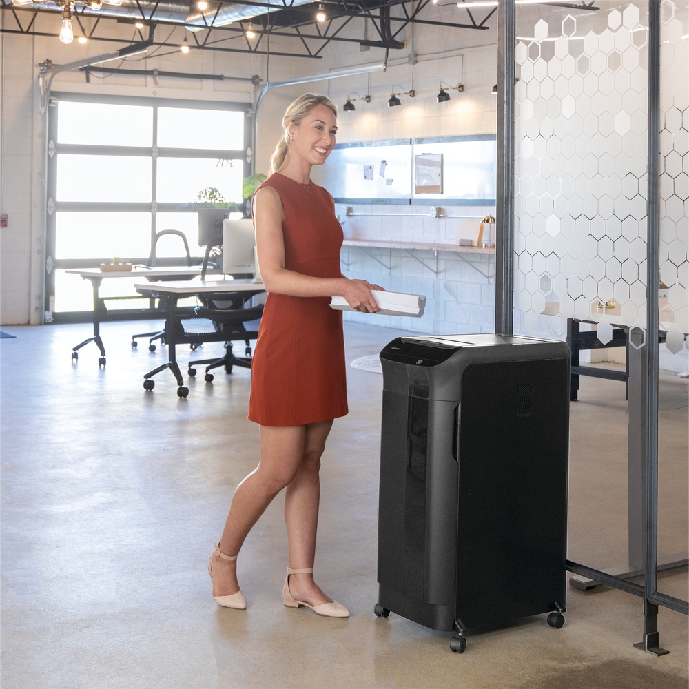 Fellowes AutoMax 600M Auto Feed Micro-Cut 600-Sheet Paper Shredder ...