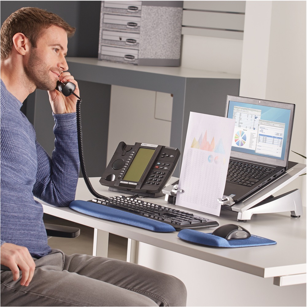 Fellowes Office Suites Laptop Riser Plus with Swivel Feet, Black/Silver ...