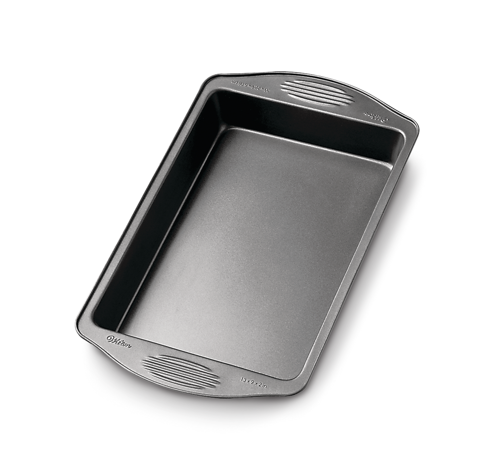Wilton Gourmet Choice Non Stick Rectangular Cake Pan 13 X 9 X 2 in