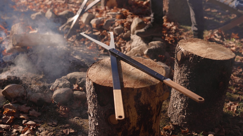 KABIN Precision Log Grabber Fire Tongs, Black | Canadian Tire