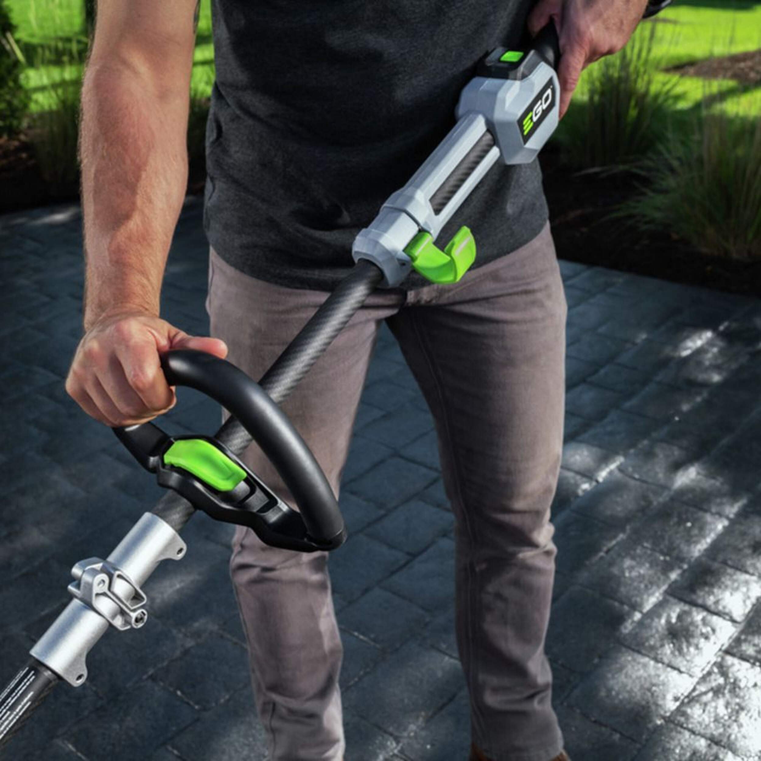 Ego Power 56v Brushless Cordless Powerload™ 16 In String Trimmer With
