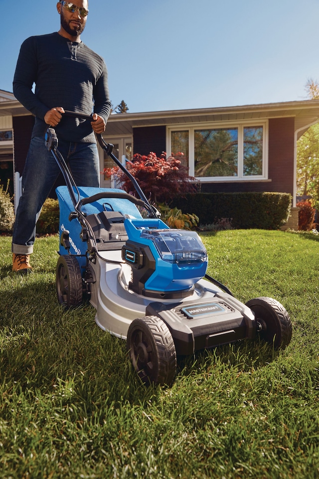 Mastercraft 2x20V Brushless Lawn Mower Kit, 19-in with PWR POD 4.0 Ah ...
