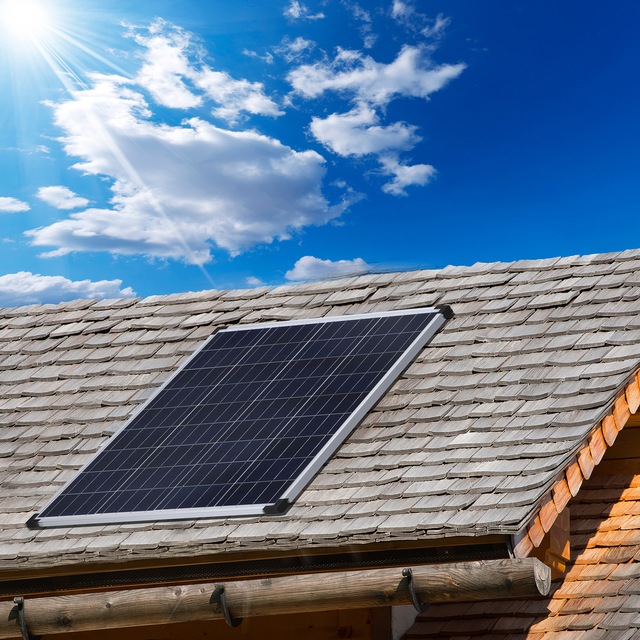 NOMA 75 Watt Crystalline Solar Panel | Canadian Tire