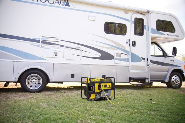 Champion 1200/1500 Watt Portable Gas Generator | Canadian Tire Champion 1200/1500 Watt Portable Gas Generator | Canadian Tire