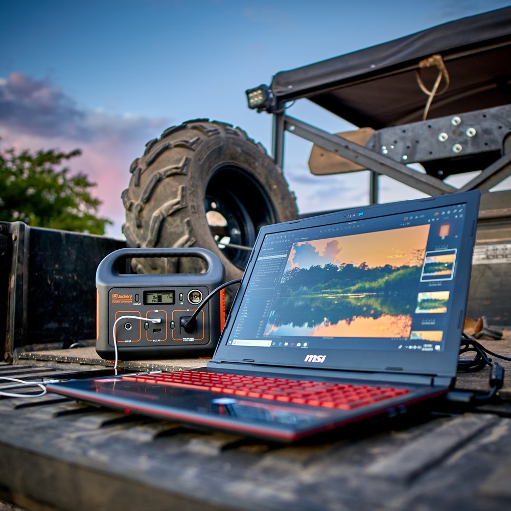 Génératrice électrique portative Jackery Solar Generator Explorer 290 ...