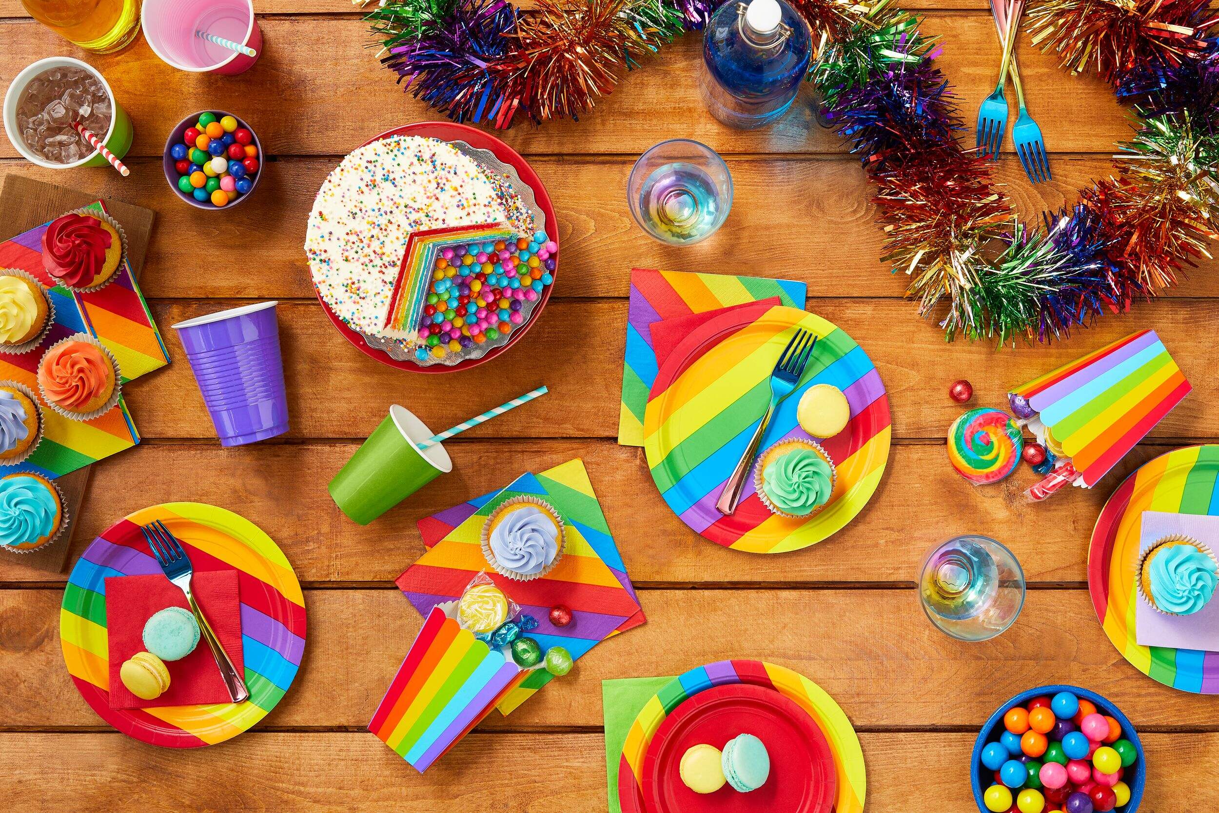 Big Party Pack Plastic Reusable Cups, Assorted Colours, 16-oz, 50-pk ...