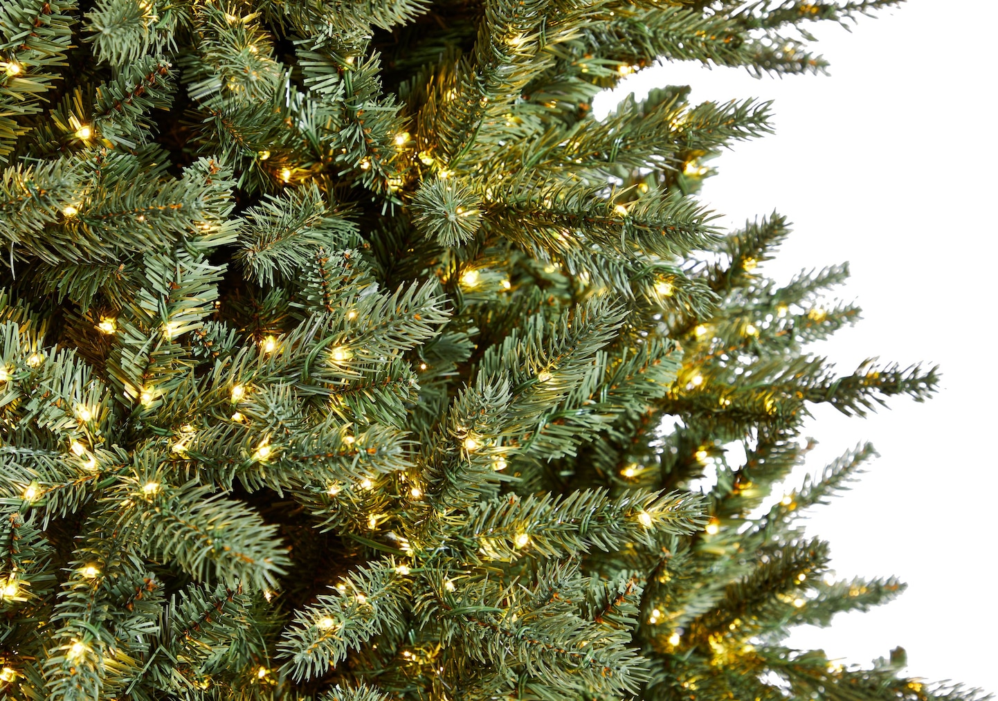 NOMA Verona Micro-Brite 5000 Lights Pre-Lit Christmas Tree, 7.5-ft ...