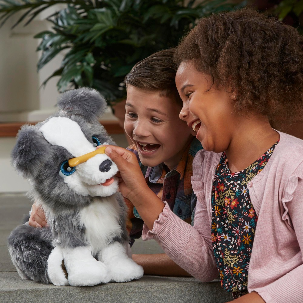 furReal Ricky, the Trick-Lovin' Pup | Canadian Tire