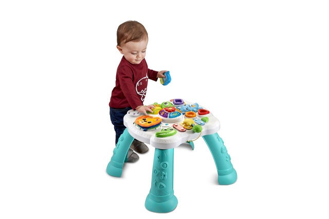 VTech Touch & Explore Activity Table with Sit-to-Stand Play, French ...