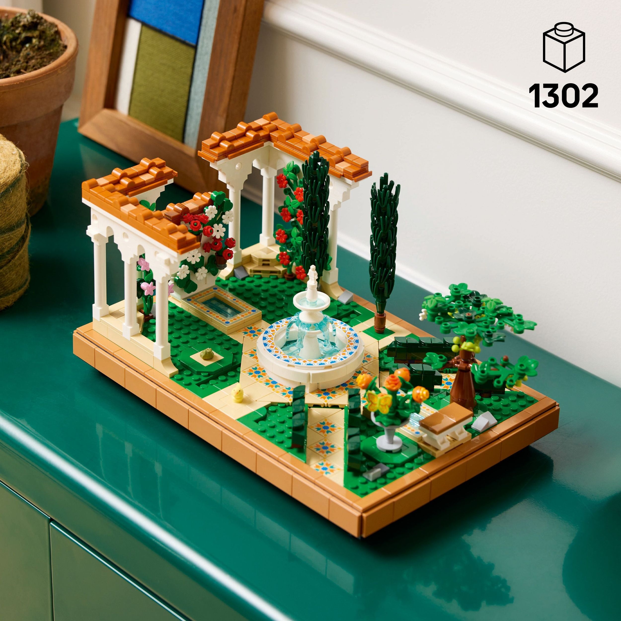 LEGO Icons, Le jardin à la fontaine, 10359 | Canadian Tire