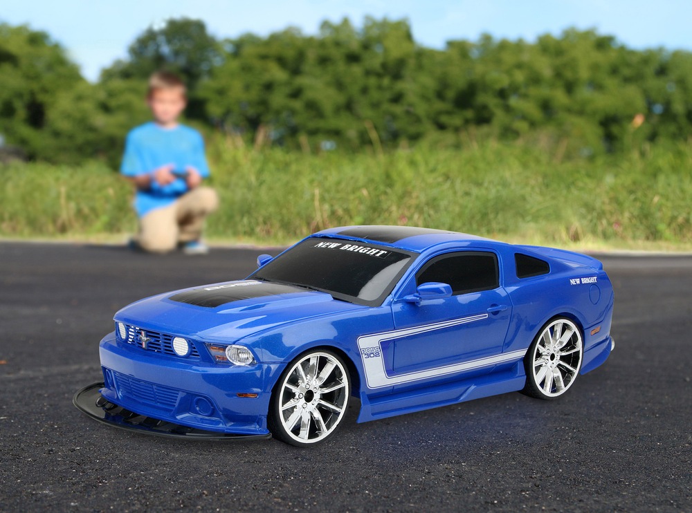 RC Sport 1:10 Scale Race Car | Canadian Tire