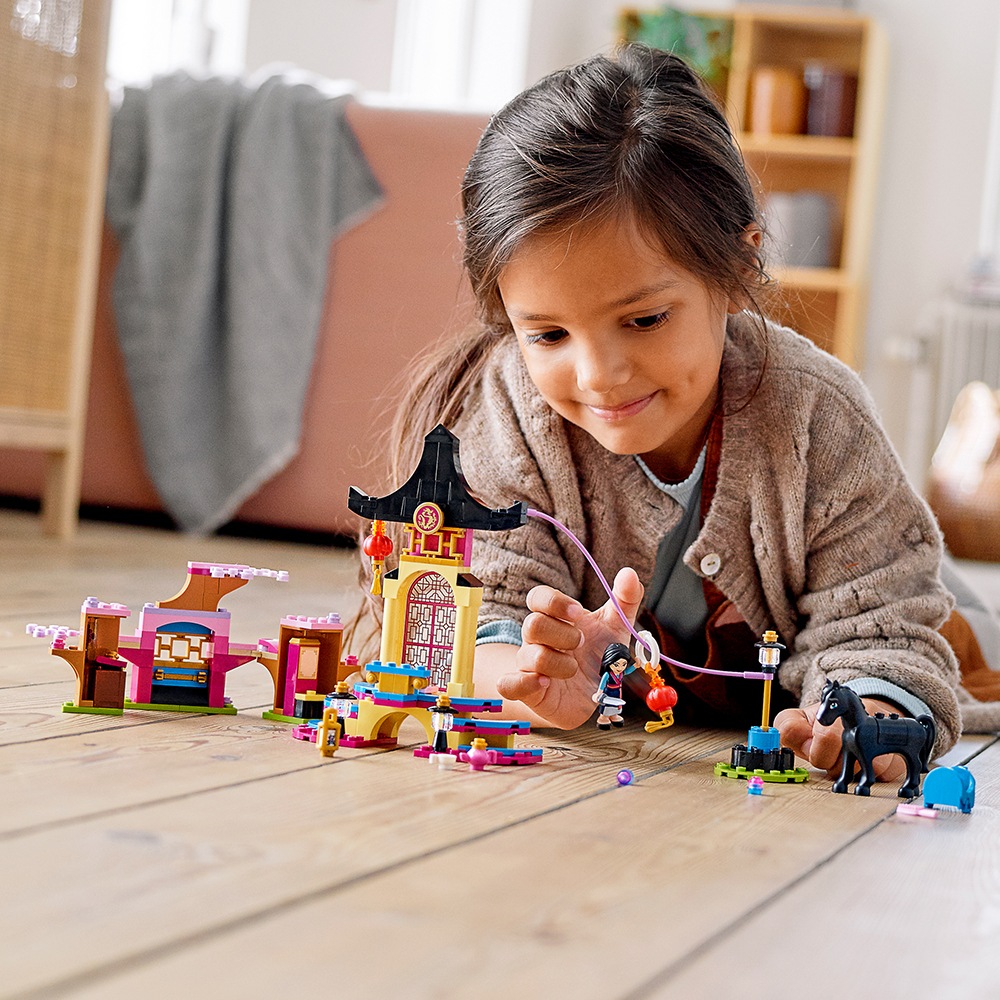 LEGO® Disney Mulan’s Training Grounds - 43182 | Canadian Tire