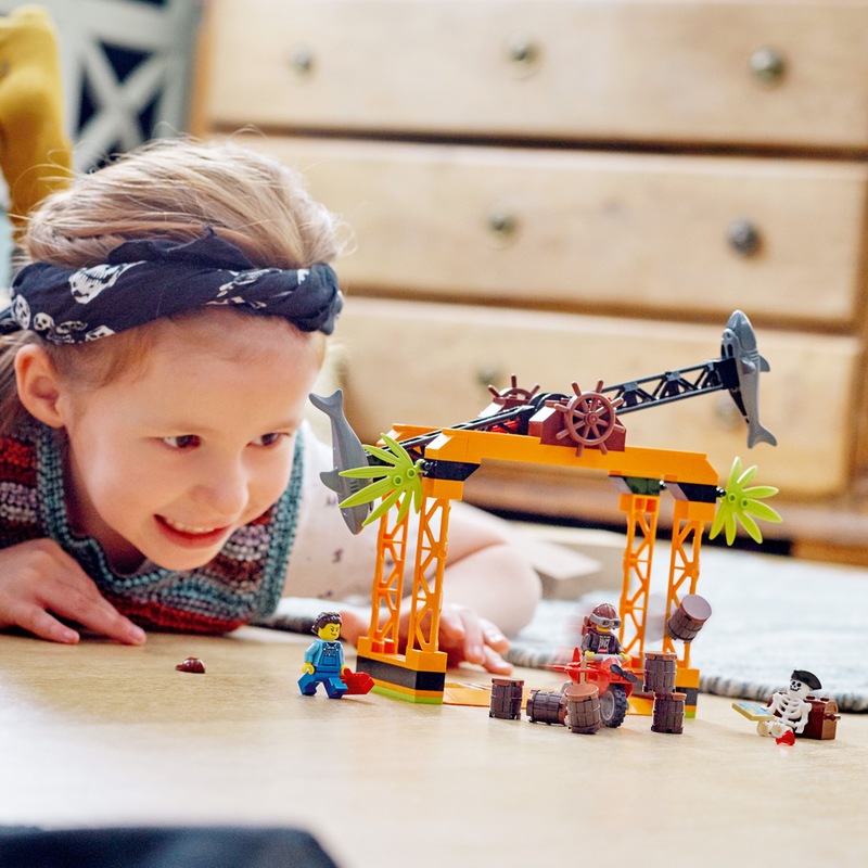 LEGO® 60342 City The Shark Attack Stunt Challenge Playset, Ages 5 ...