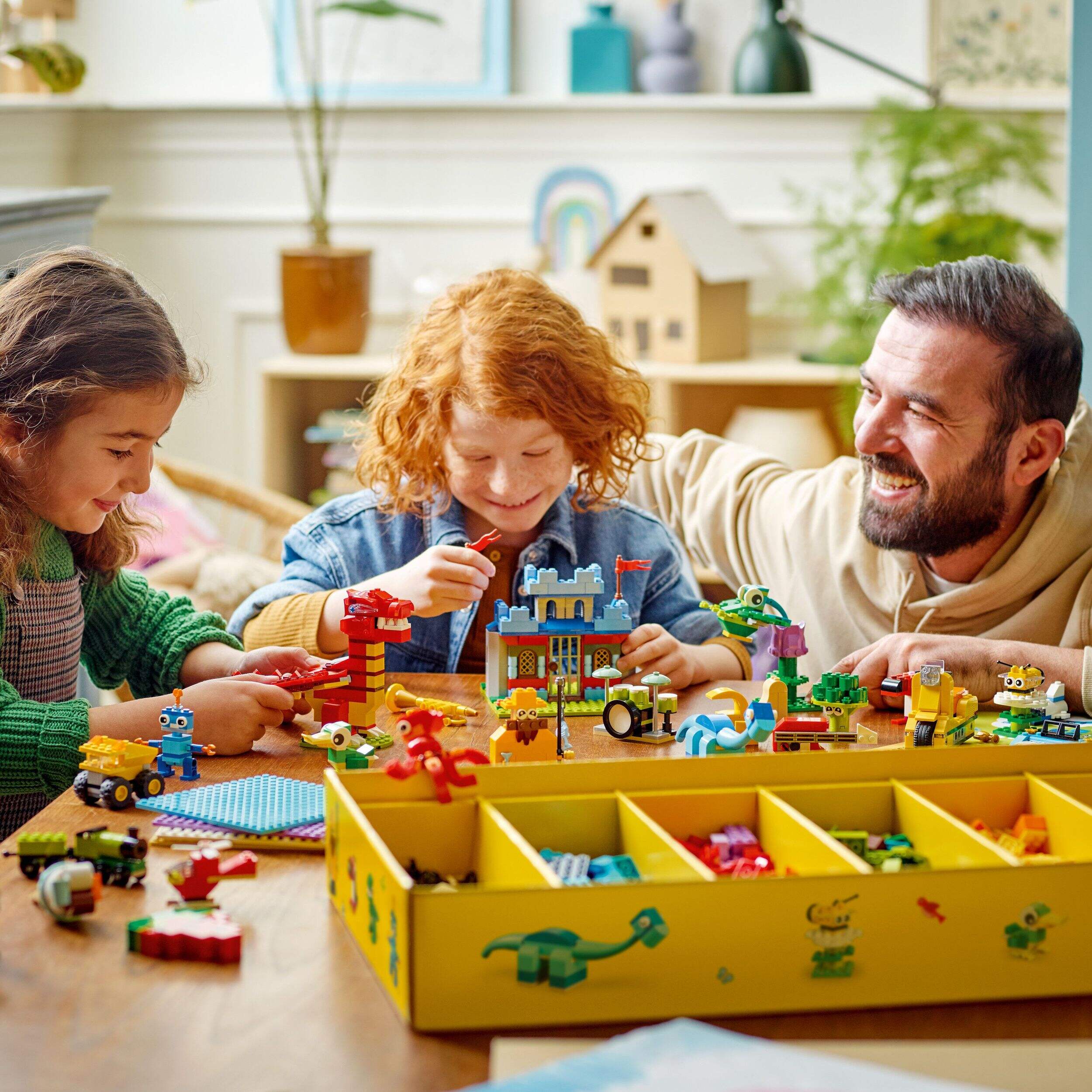 LEGO® Classic Build Together - 11020 | Canadian Tire