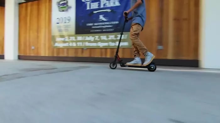 Razor Power A2 Electric Scooter, 16km/h, Kids | Canadian Tire